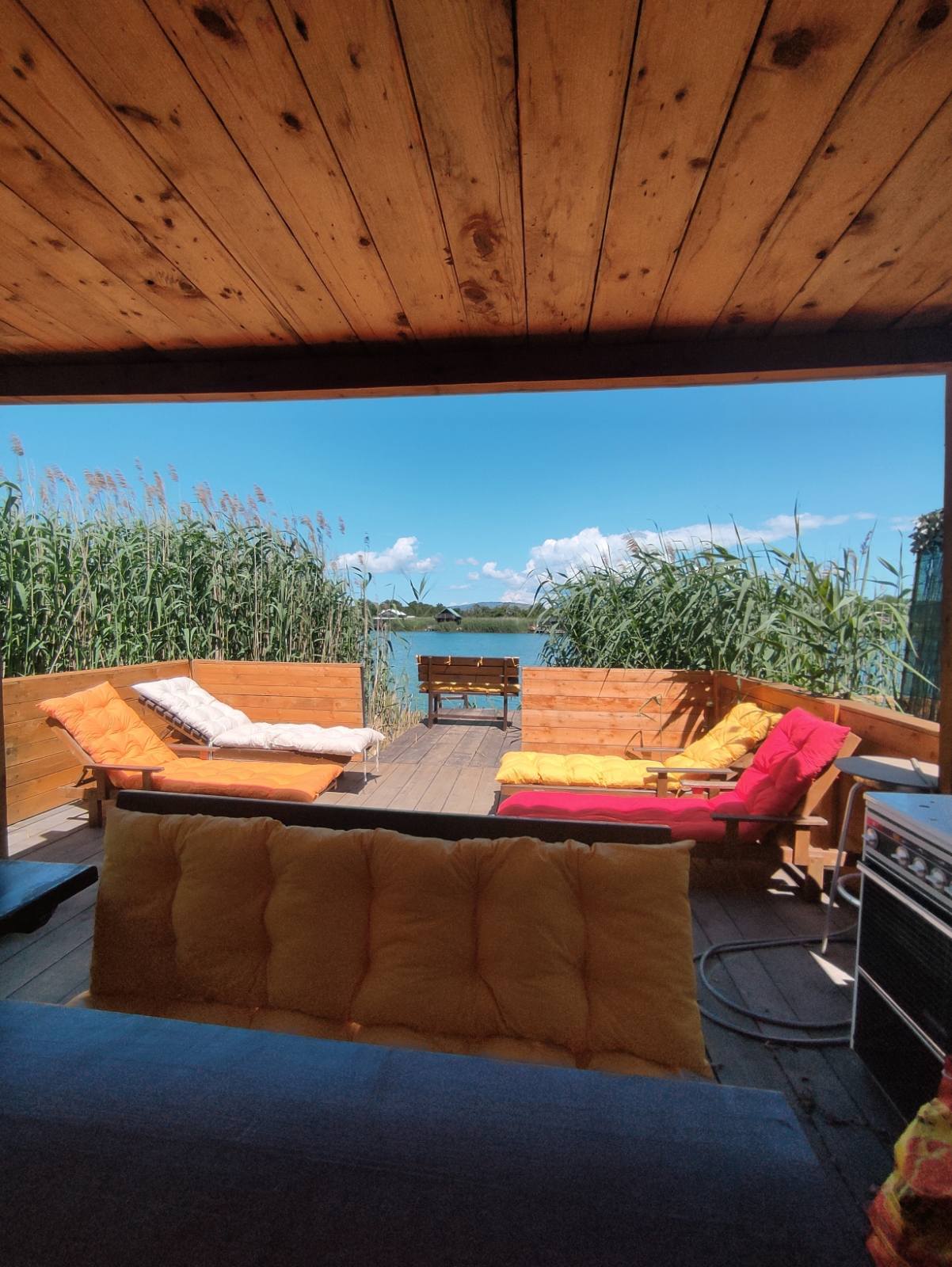 Sojenica Suzi F - Enjoy Ada Bojana