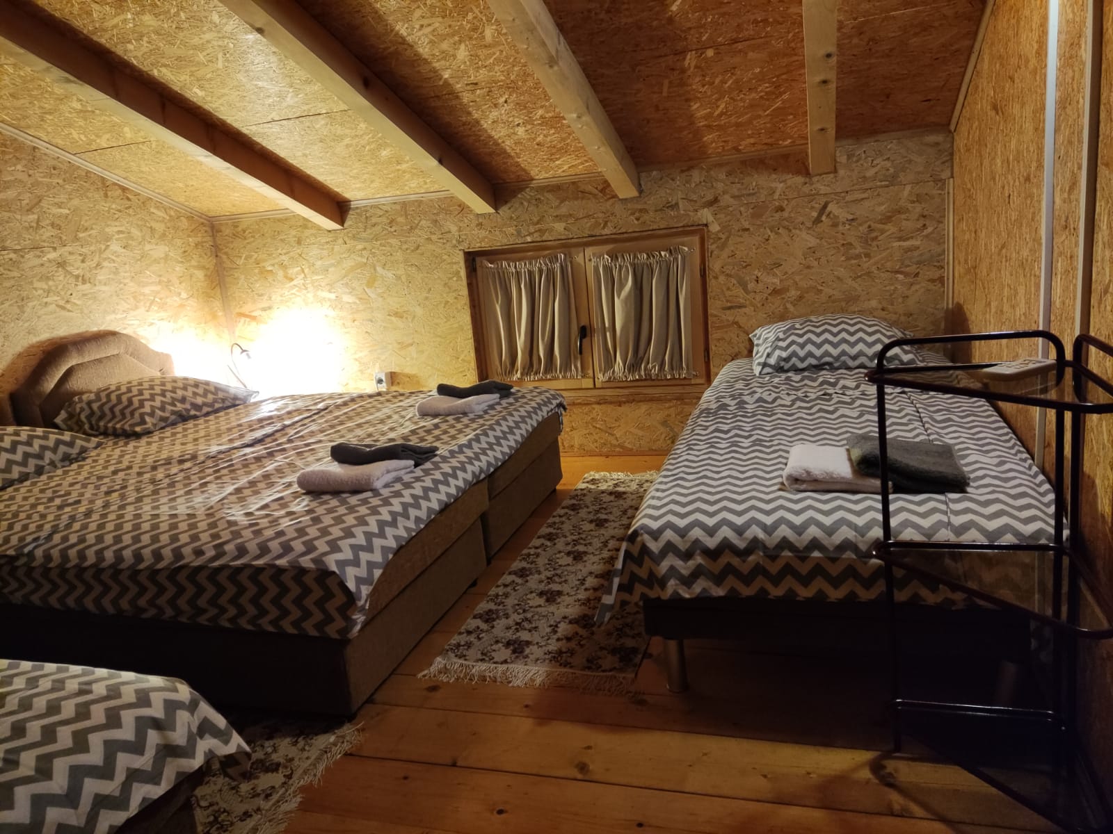 Sojenica Bato - Enjoy Ada Bojana